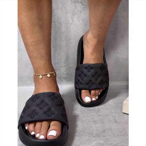 LEMONADE | Shoes | New Lemonade Luxury Slide Sandals In Black | Poshmark